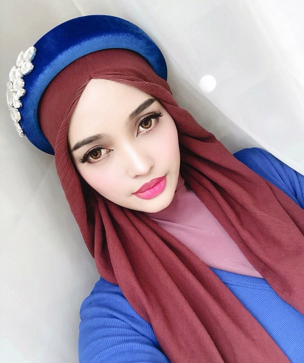 Gara-Gara Mesej Suami Orang, Joy Revfa Digelar ‘Perempuan Jalang’